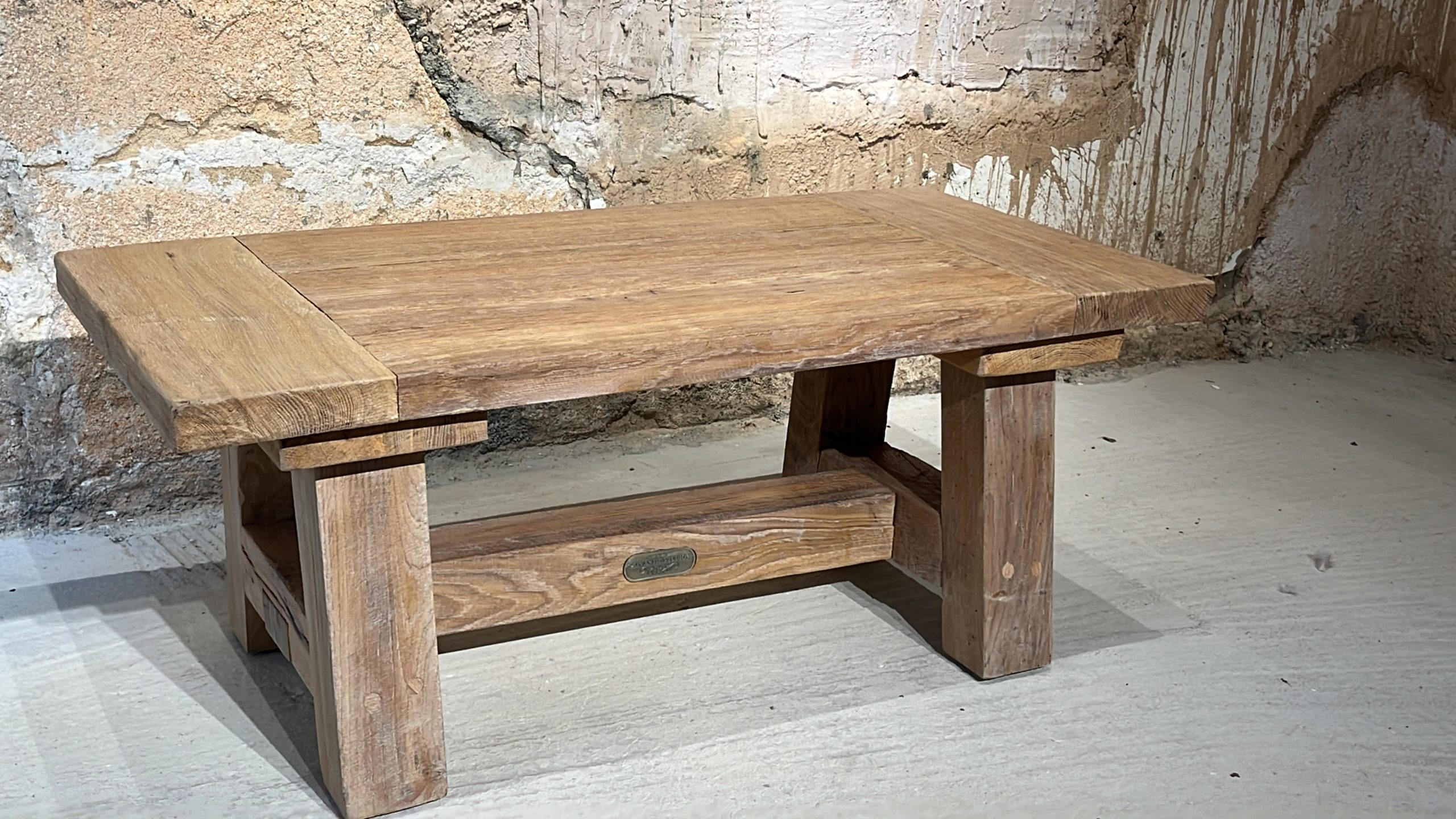 IVAR – Coffee Table – Son Antic